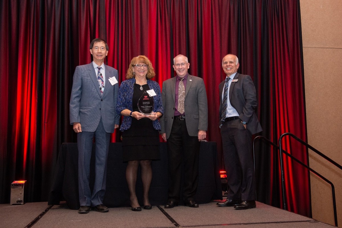 KCNSC'S Robin Stubenhofer Receives Distinguished Alumni Award